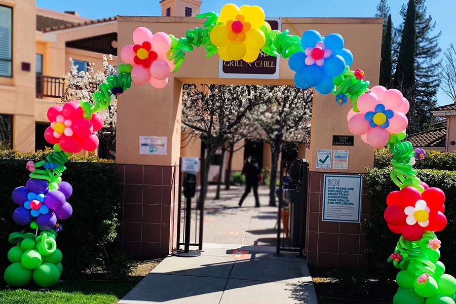 Balloons, bouquets and creative event decorations for the San Jose and ...